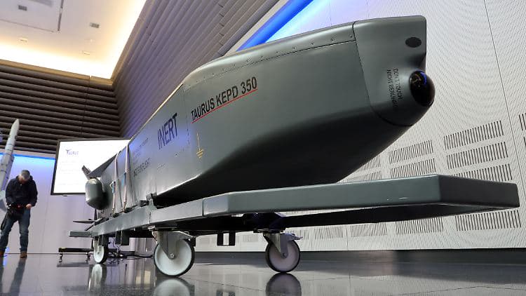 Британія офіційно пропонує Німеччині обміняти Taurus на Storm Shadow ...