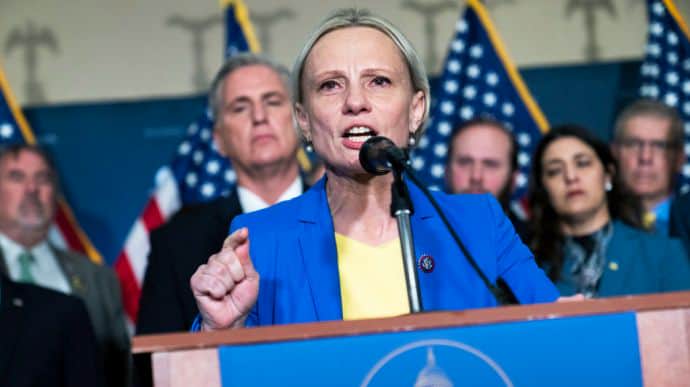 Congresswoman Spartz refuses to support aid package to Ukraine as she ...