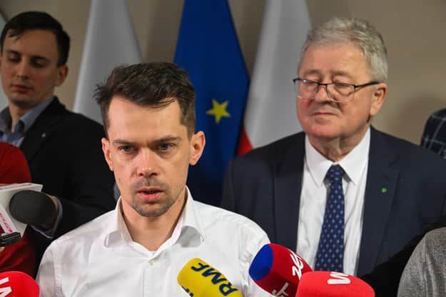 Polish deputy minister of agriculture threatens new restrictions on imports if Ukraine refuses ...