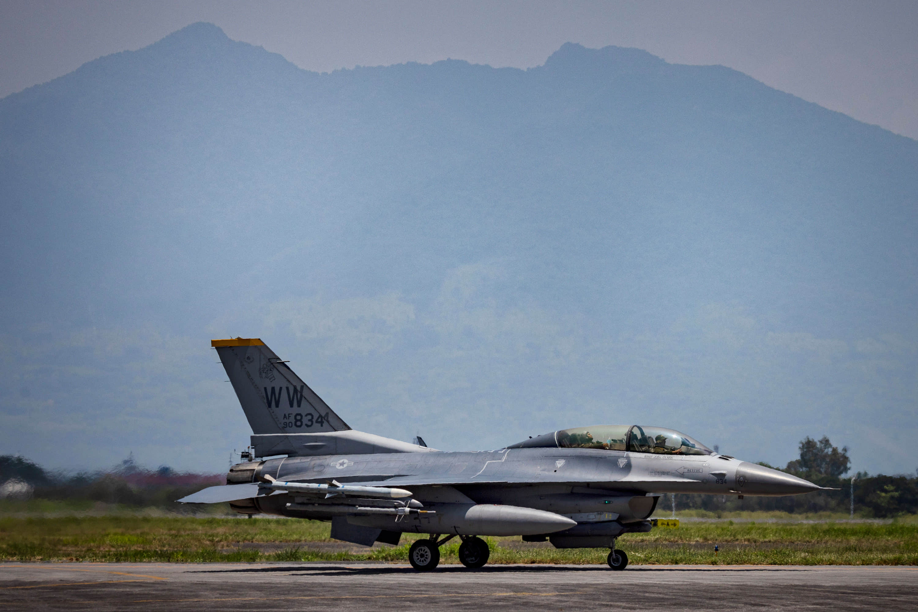 F-16 Supply to Ukraine Will Take Several Months at Best – US Air Force ...