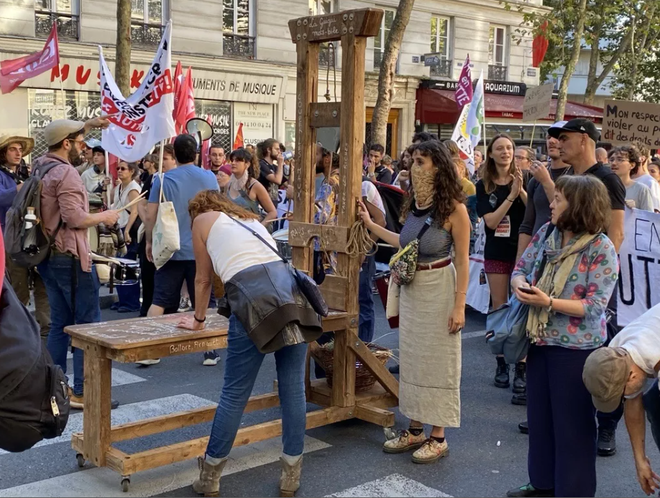 В МВС Франції нарахували пів мільйона учасників страйків є постраждалі Європейська правда