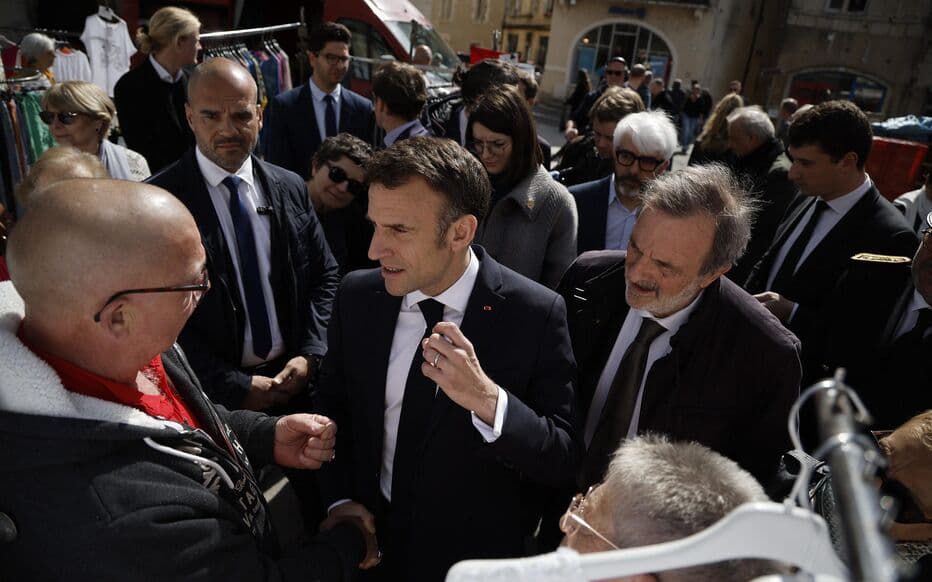 Во Франции задержали подозреваемого в покушении на Макрона Европейская правда