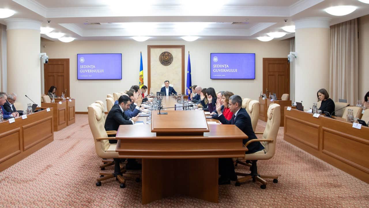 Уряд Молдови схвалив запровадження надзвичайного стану в енергетиці Читайте на Ukr Net